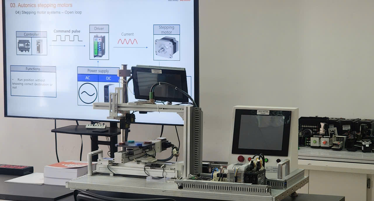 HAuA x Autonics - Khám phá lớp học chuyên sâu về hệ thống truyền động ...